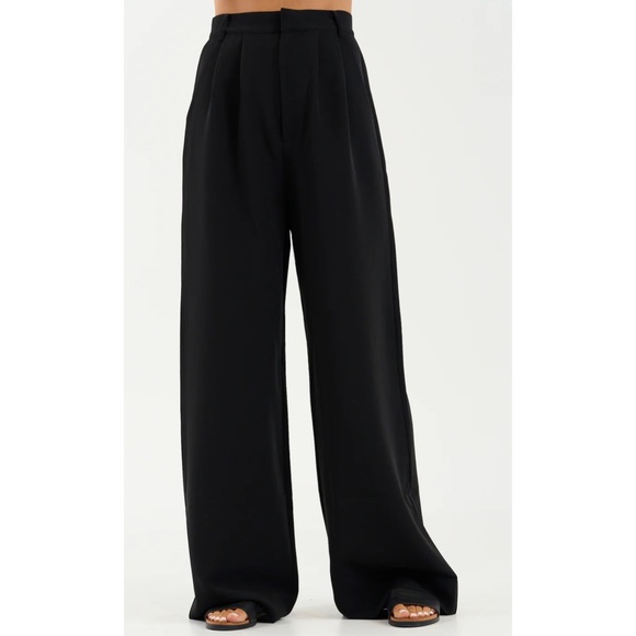 Missguided | Pants & Jumpsuits | Nwot Missguided High Waisted Wide Leg ...